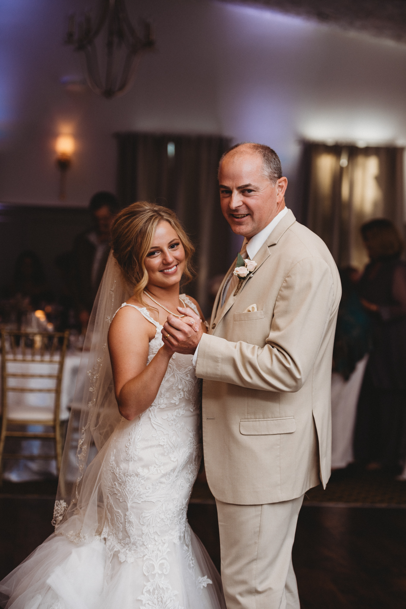 Landoll's Mohican Castle For An Unforgettable Wedding Day ...