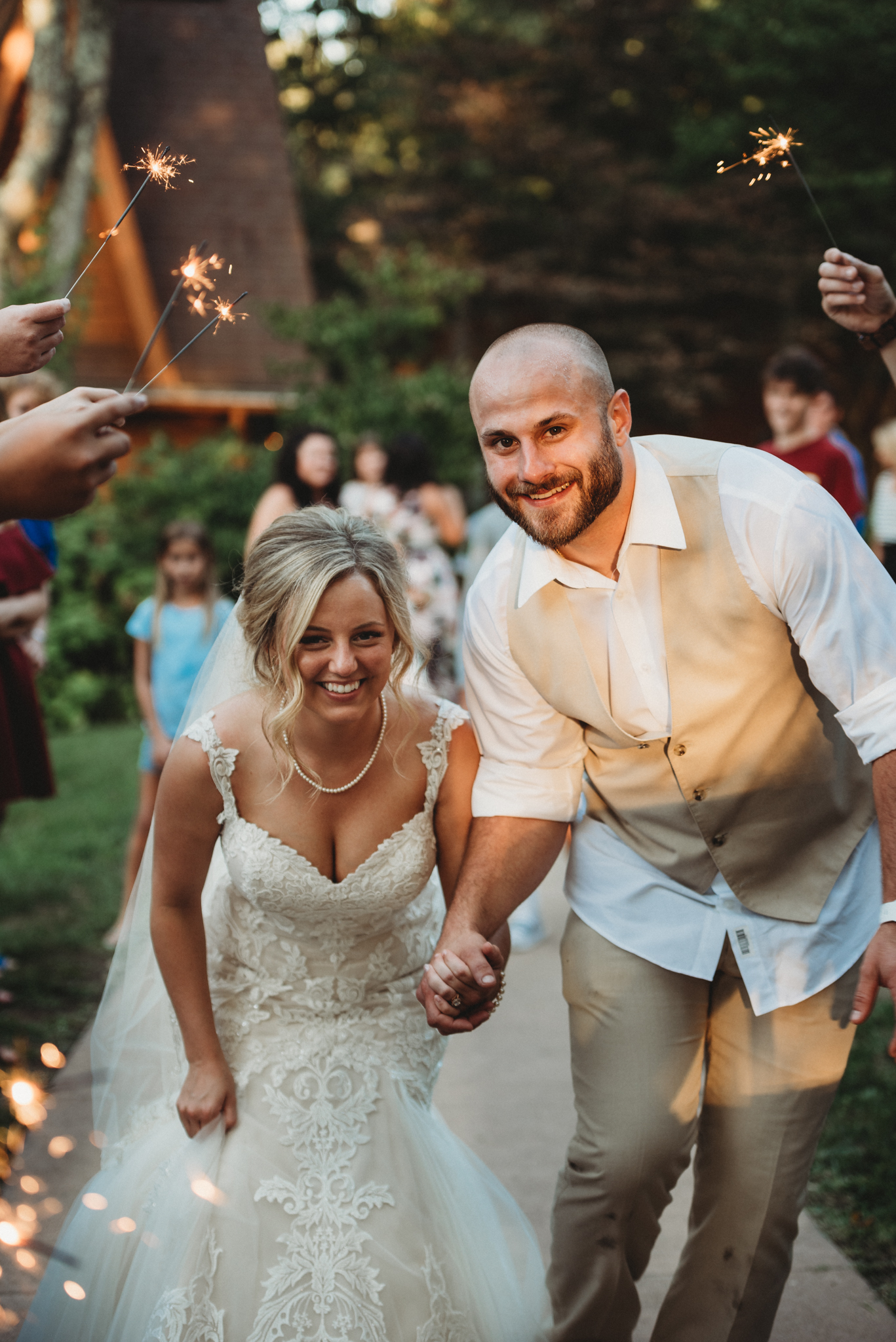 Landoll's Mohican Castle For An Unforgettable Wedding Day ...